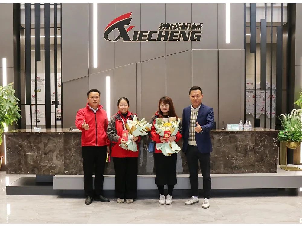 Xiecheng Machinery Overseas Sales Team Returns with Honor